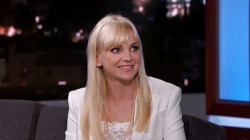 Anna Faris Seahawks