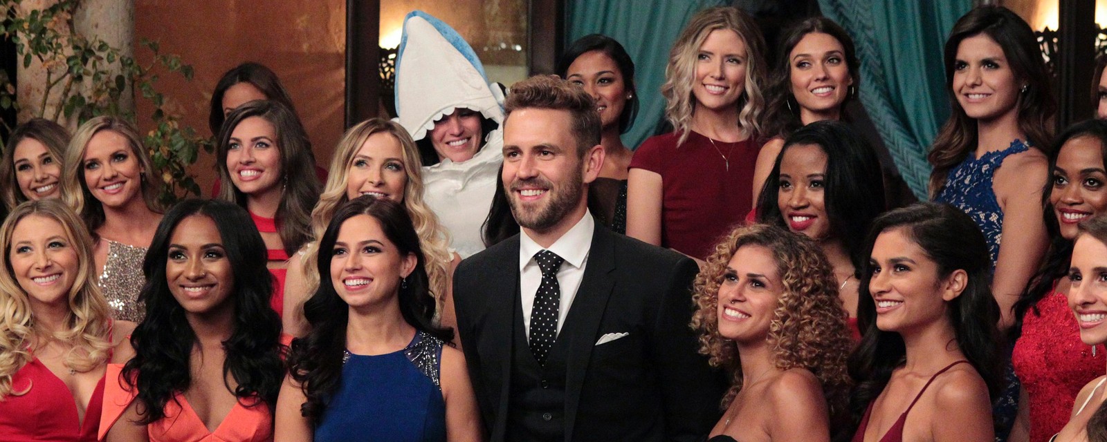 Behind the Scenes of The Bachelor 2017: Week 1 | The Bachelor