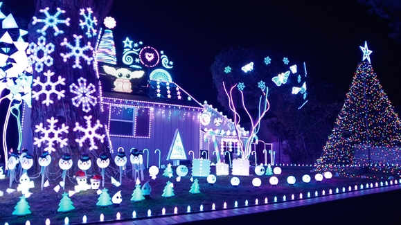 WATCH: The Harbeck Family WINS with the Light Side of The Force Video ...