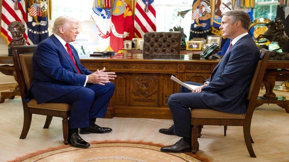 President Trump the First 100 Days: The Interview in the Oval Office ...