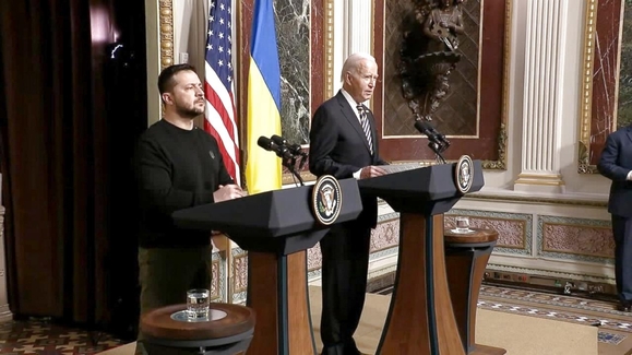 Watch World News Tonight with David Muir Season 14 Episode 328 Tue, Dec ...